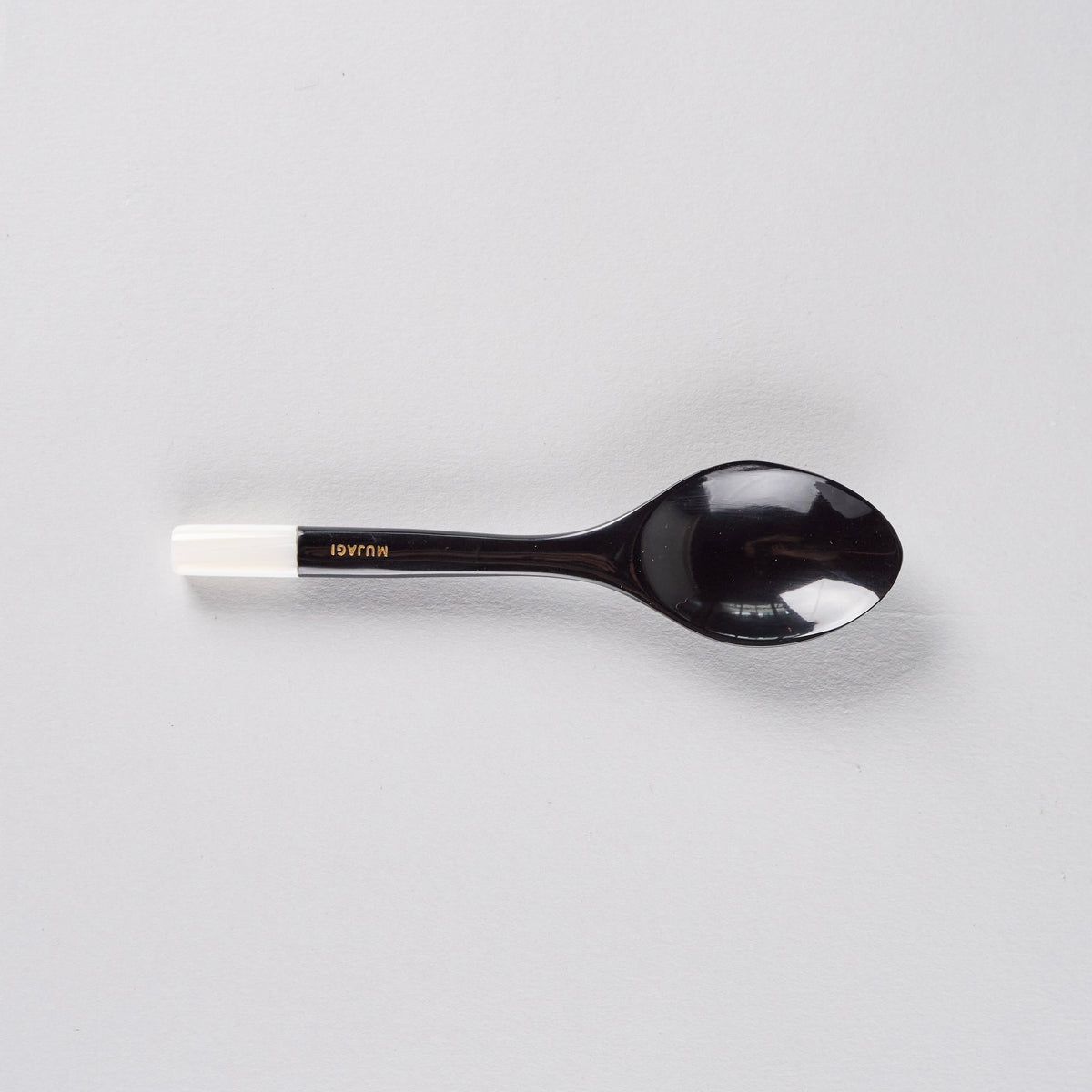Mujagi Horn-shell Spoon, W3.2cm x L12.5cm x H1.5cm – Artifactt.com
