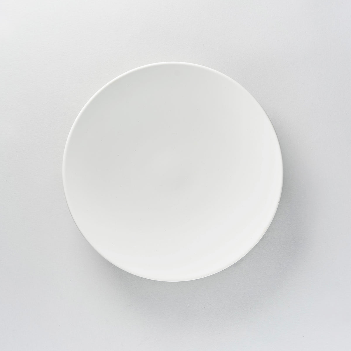 Bisque White Deep Plate, 20cm x H4.5cm, Design by Moriyama – Artifactt.com