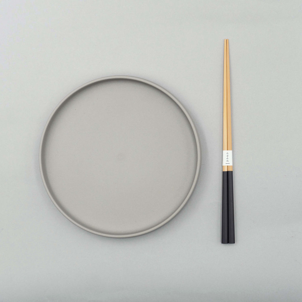 Blend Gray Round Tray, D18cm x H2cm, Moriyama – Artifactt.com