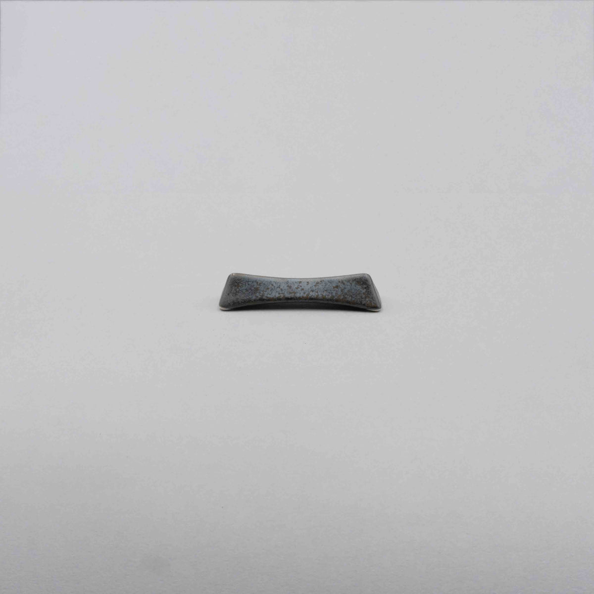 Miroku Triangle Chopstick Rest, 7cm x W2cm – Artifactt.com